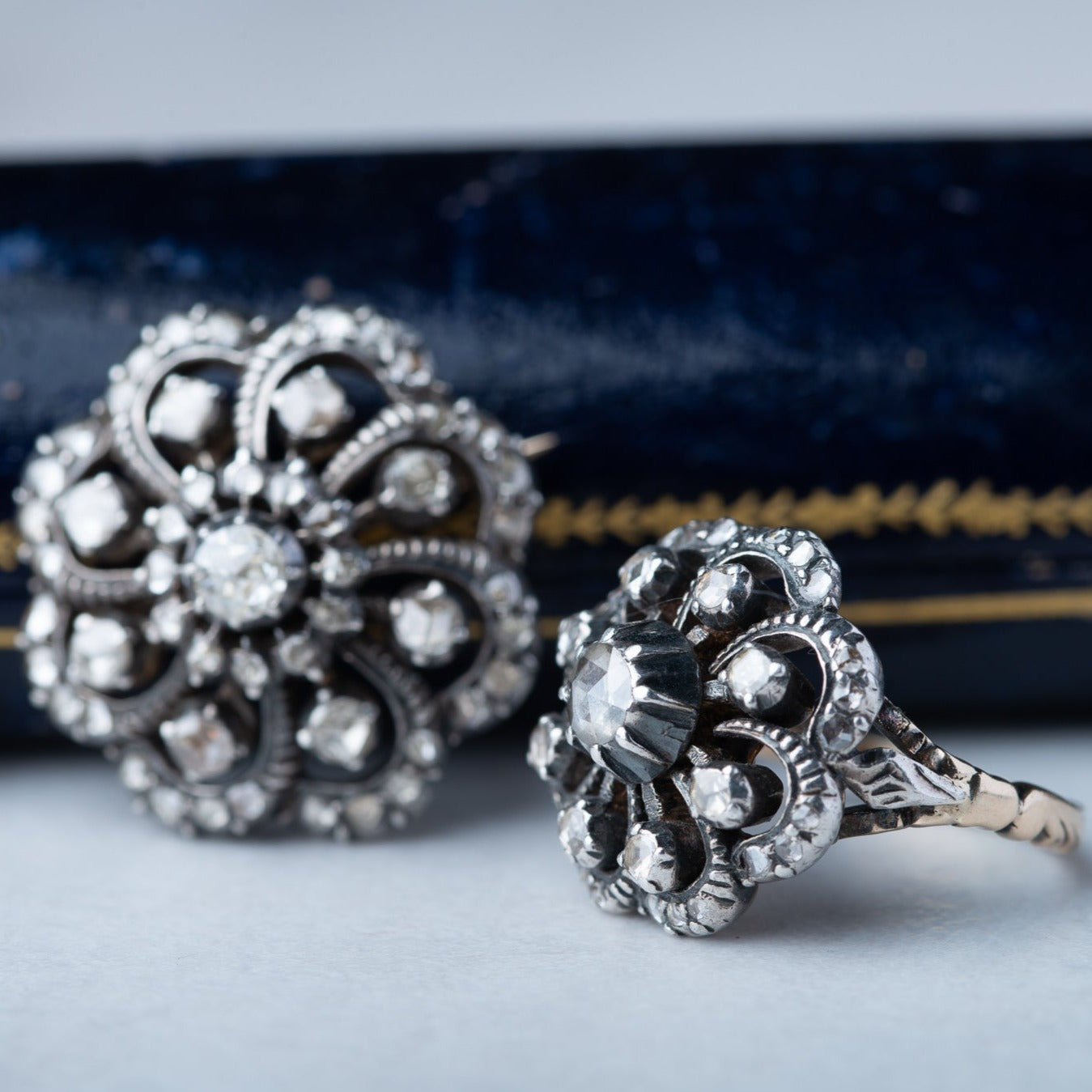 Dutch rosecut diamond ring + brooch set